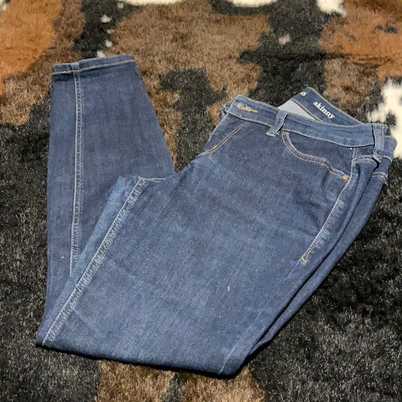 crown & ivy | Jeans | Crown And Ivy 6 Short Skinny Jeans | Poshmark